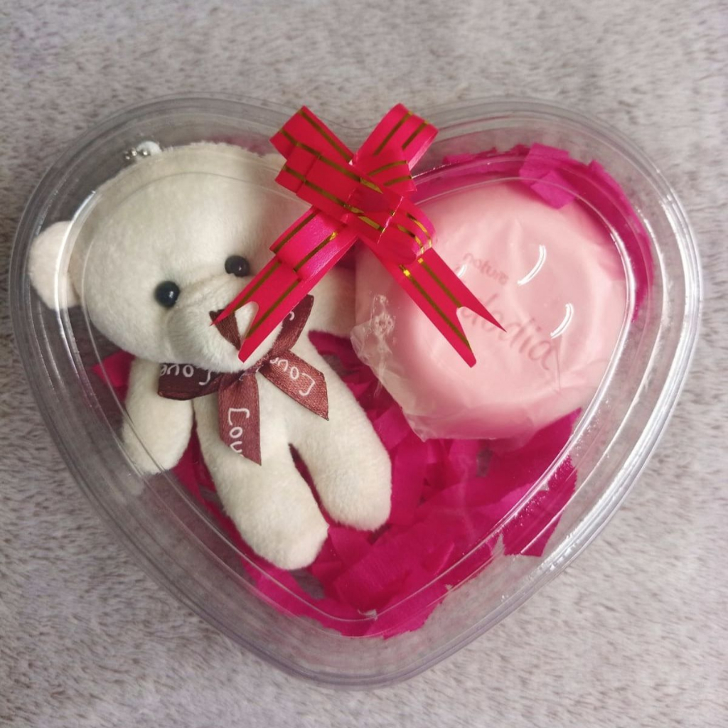 Kit Lembrancinha para Presentear com ursinho/bombom/sabonete | Shopee ...