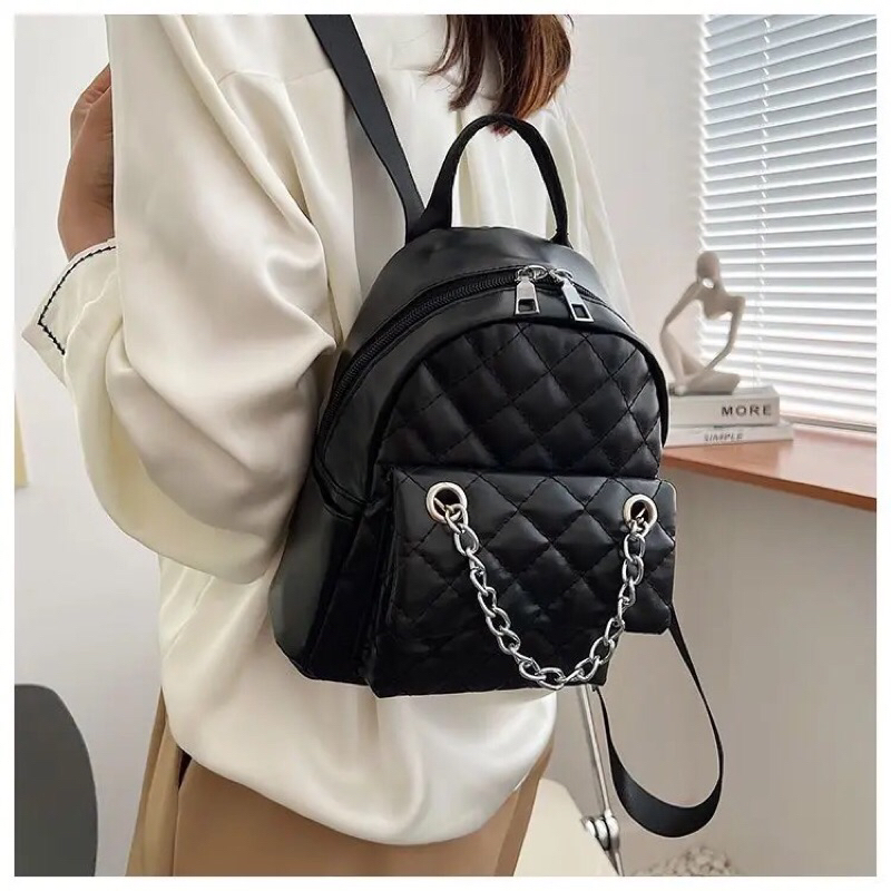 Mini Mochila Acolchoada Corrente Pequena Bag Estilosa Passeio Regulavel ...