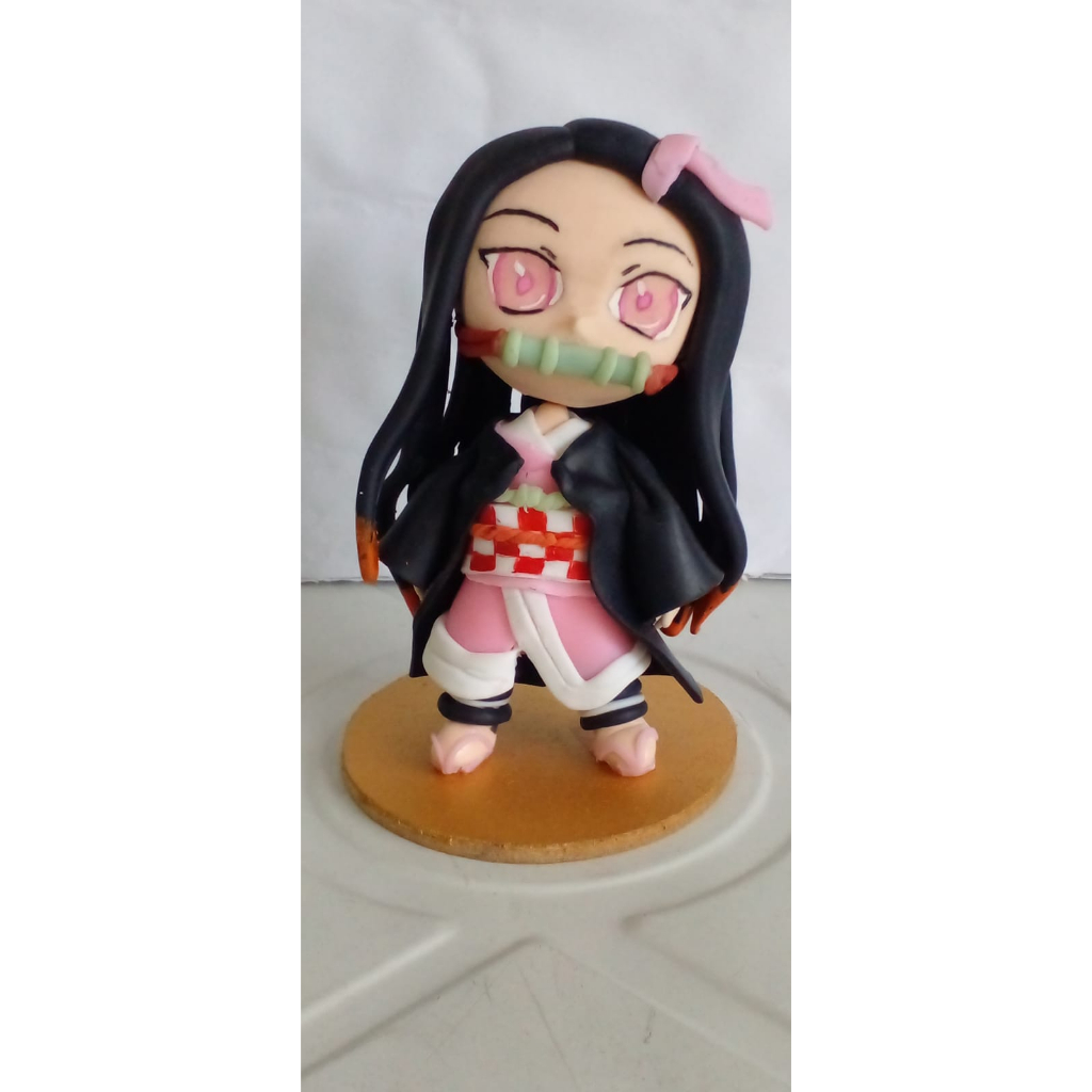 Nezuko do demon slayer ( kimetsu no yaiba ) no estilo boneco chibi em ...