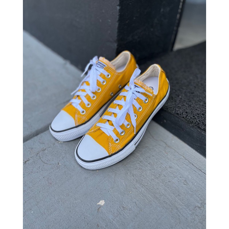 All Star Chucky Taylor Amarelo | Shopee Brasil