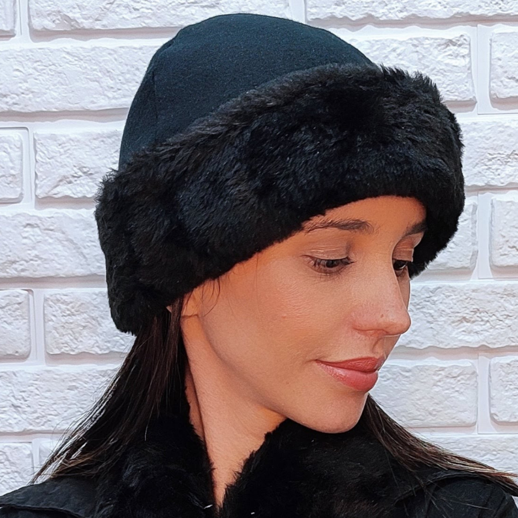 Touca Inverno Feminino Gorro Pele Ecológica Para o Frio E Inverno ...