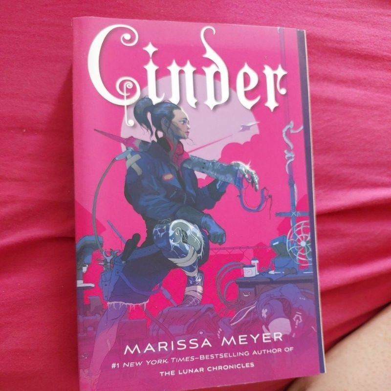 Livro "Cinder" | Shopee Brasil