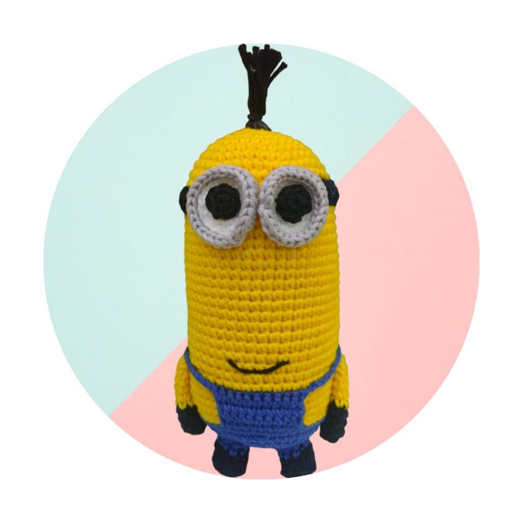 Boneco Minion Kevin em Amigurumi | Shopee Brasil