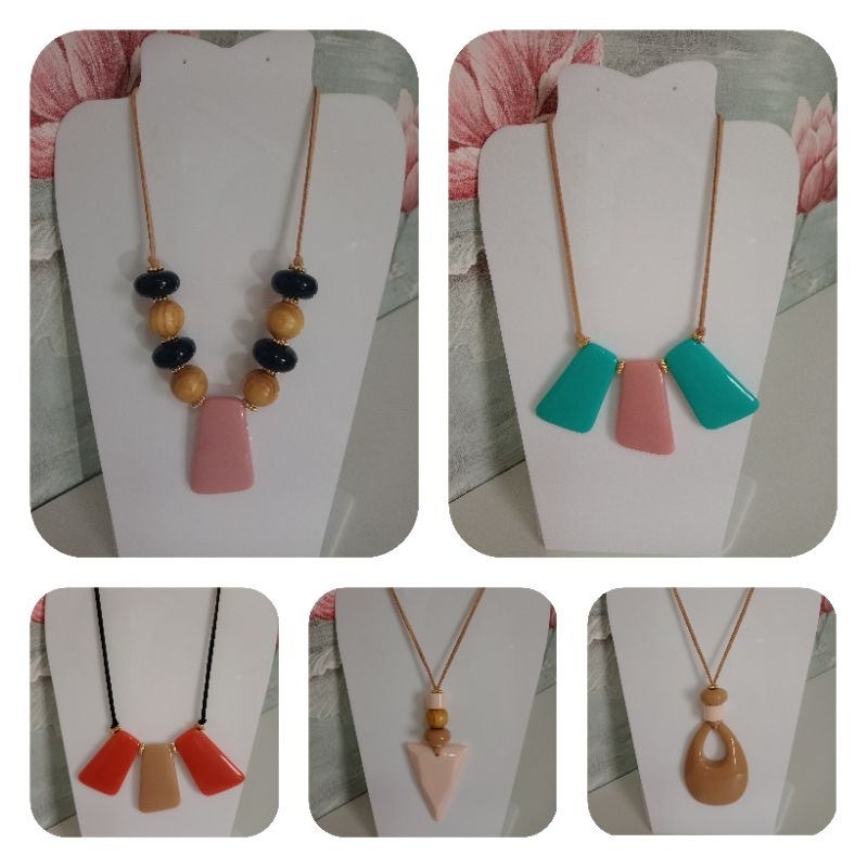 Colar Feminino maxi colar kit com 2 colares modelos e formatos ...