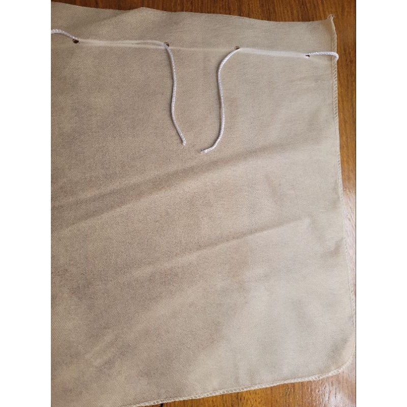 50 Sacos tnt 30x40 para organizar bolsas calçados ... | Shopee Brasil