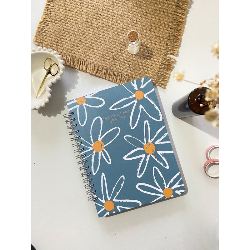 Caderno Colegial, Universitário 5 Materias 17x24, Capa Flor | Shopee Brasil
