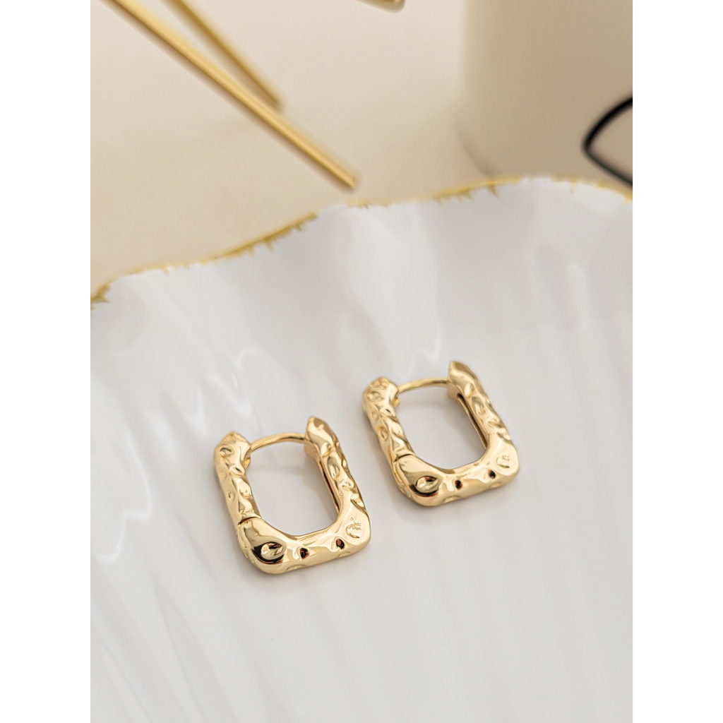 Brinco Argola Dourada Folheado Efeito Martelado Super Elegante Luxo ...