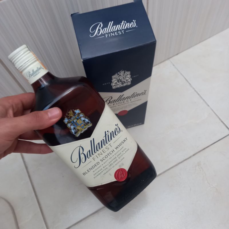 Whisky Ballantines Finest 1 Litro | Shopee Brasil