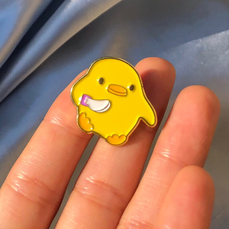 Pin Pintinho com Faca | Broche patinho fofo duck chick with knife pins ...