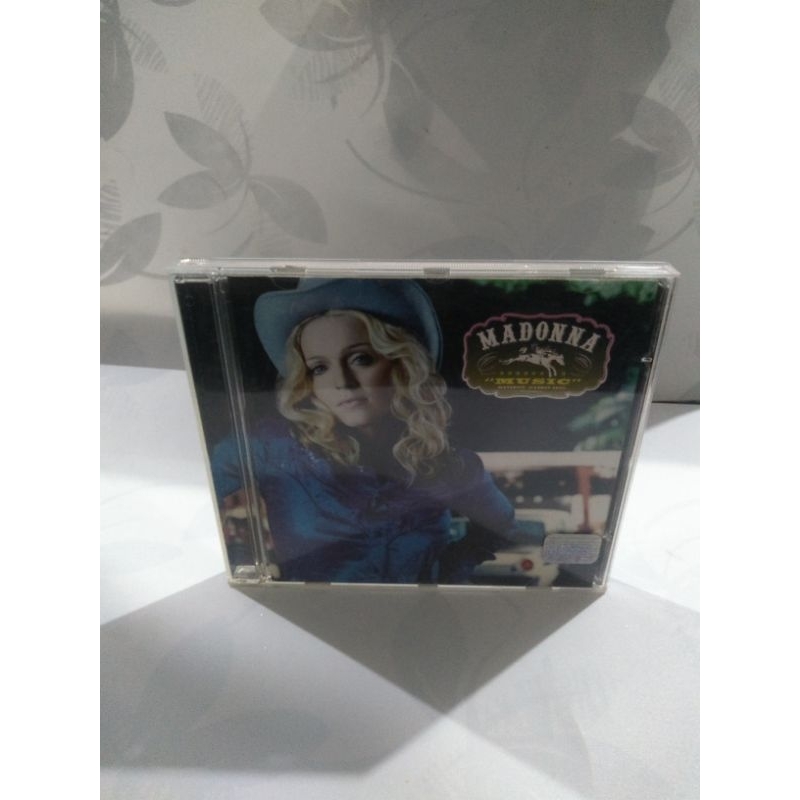 cd Madonna music maverick | Shopee Brasil