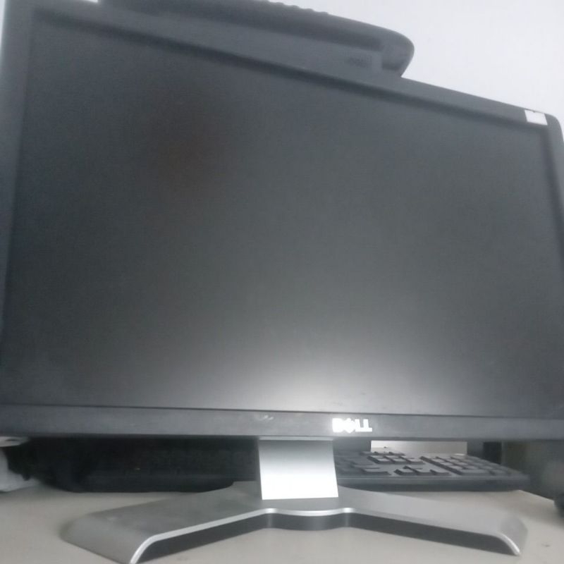 Monitor (Para Bancada) Dell LCD 19 Pol P1913t (Detalhe) | Shopee Brasil