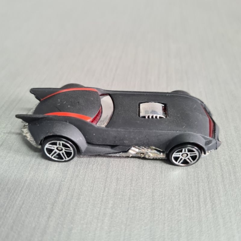 Hot Wheels Batmobile (The Batman), Preto, 2011 Track Stars, cod.(T9751) | Shopee Brasil