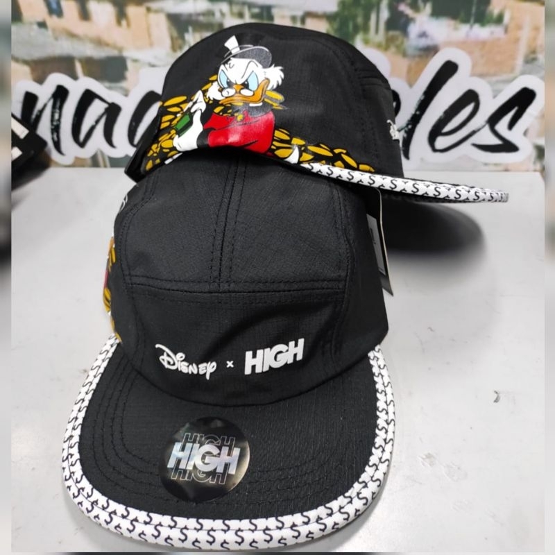 Boné HIGH x Disney - Tio Patinhas Five panel | Shopee Brasil