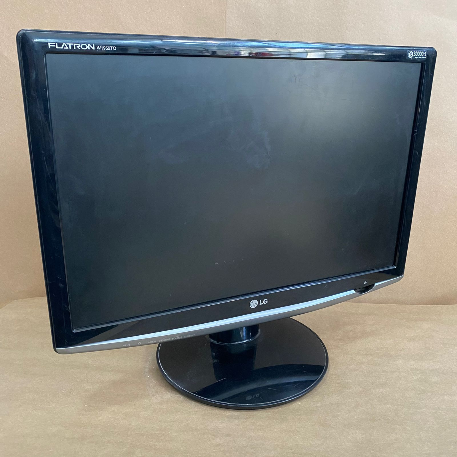 Monitor Lg Flatron 19" | Shopee Brasil