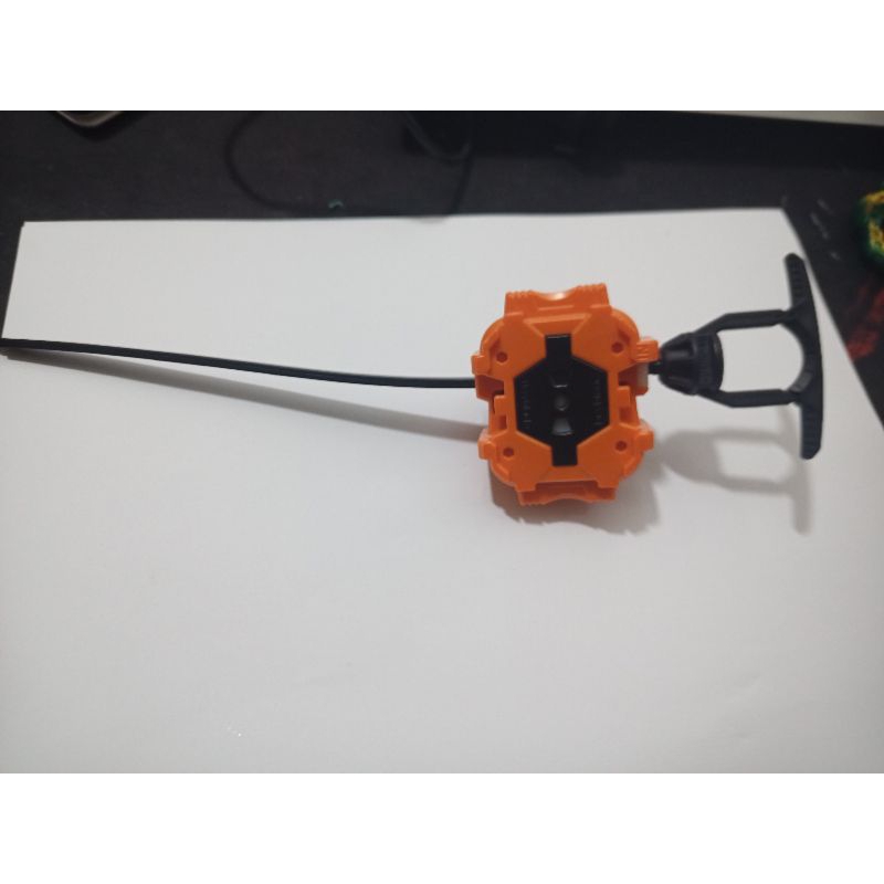 Beyblade Light Launcher / Lançador Long Winder TakaraTomy | Shopee Brasil