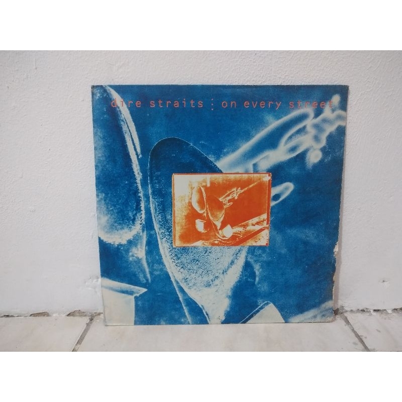 LP Dire Straits On Every Street COM ENCARTE | Shopee Brasil