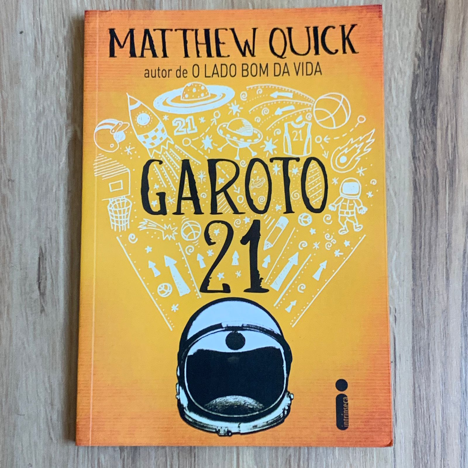 LIVRO GAROTO 21 - MATTHEW QUICK | Shopee Brasil
