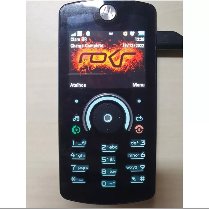 Celular Motorola ROKR E8 - Escorrega o Preço