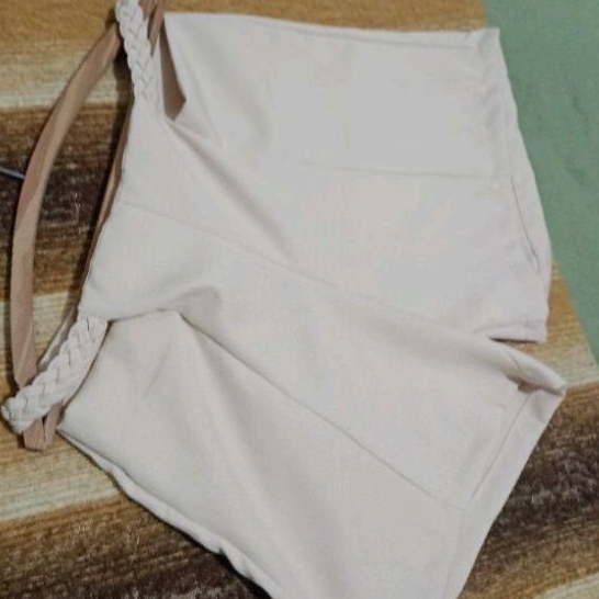 short bege com Lycra. | Shopee Brasil