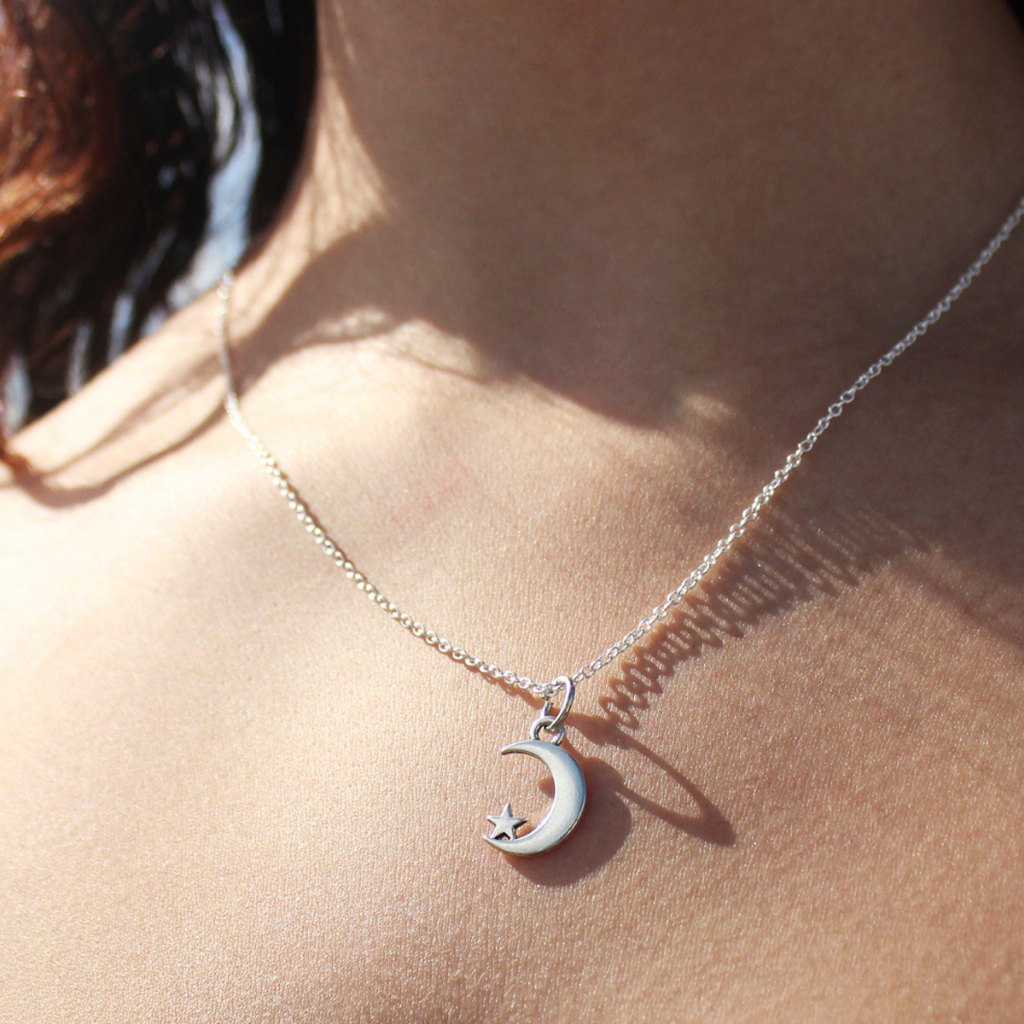 Colar de Lua | Shopee Brasil