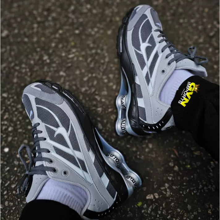 Tenis Nike Shox NZ 4 Molas Supreme Femenino & Masculino MC Daniel ...