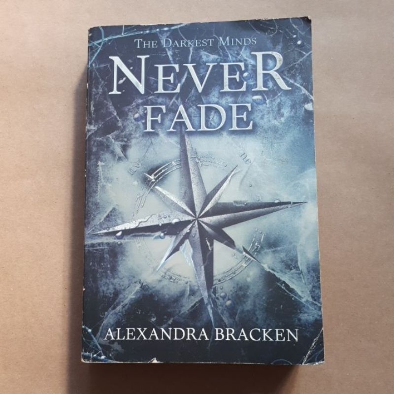 livro the darkest mind - NEVER FADE - alexandra bracken | Shopee Brasil
