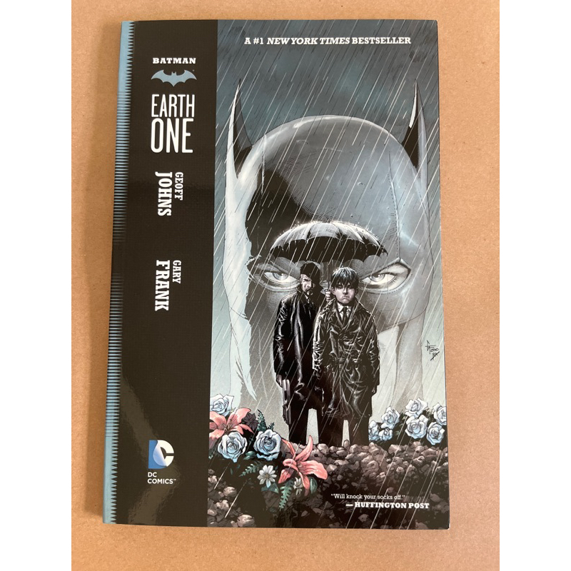 Batman - Earth One (edição importada) | Shopee Brasil