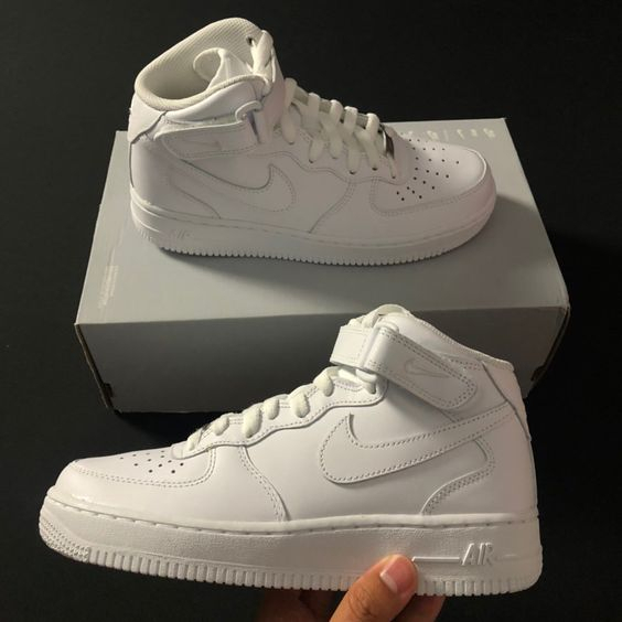 Botinha Jordan Infantil cano alto Nike Menino e Menina | Shopee Brasil