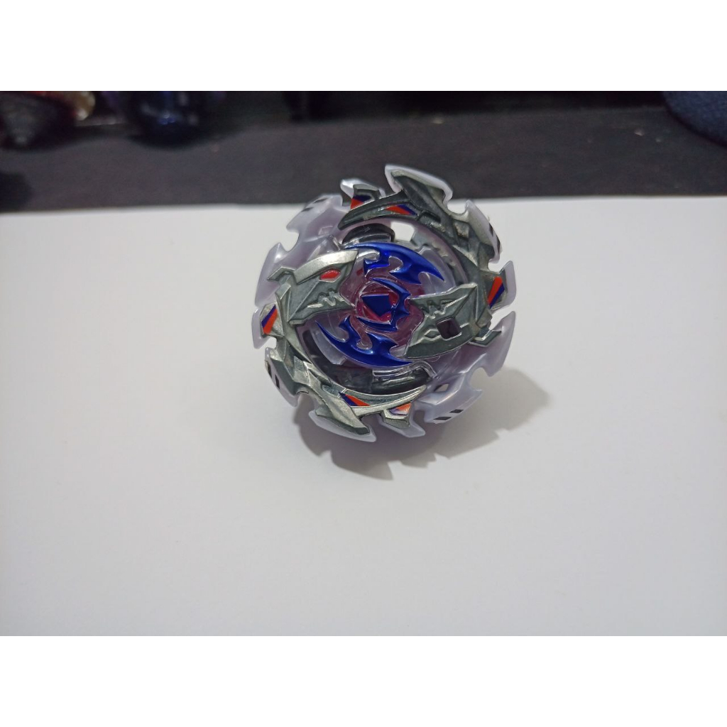 Beyblade burst Emperor Forneus TakaraTomy | Shopee Brasil