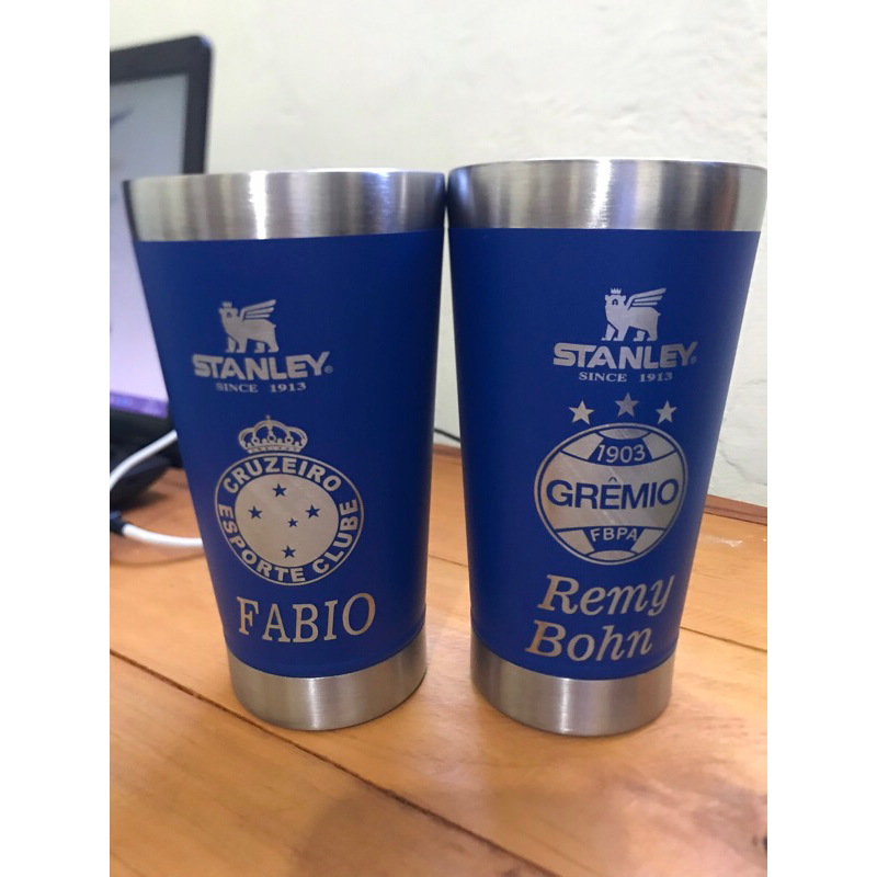 copo térmico Stanley 473ml gravar nome escudo desenho logo temos todas ...