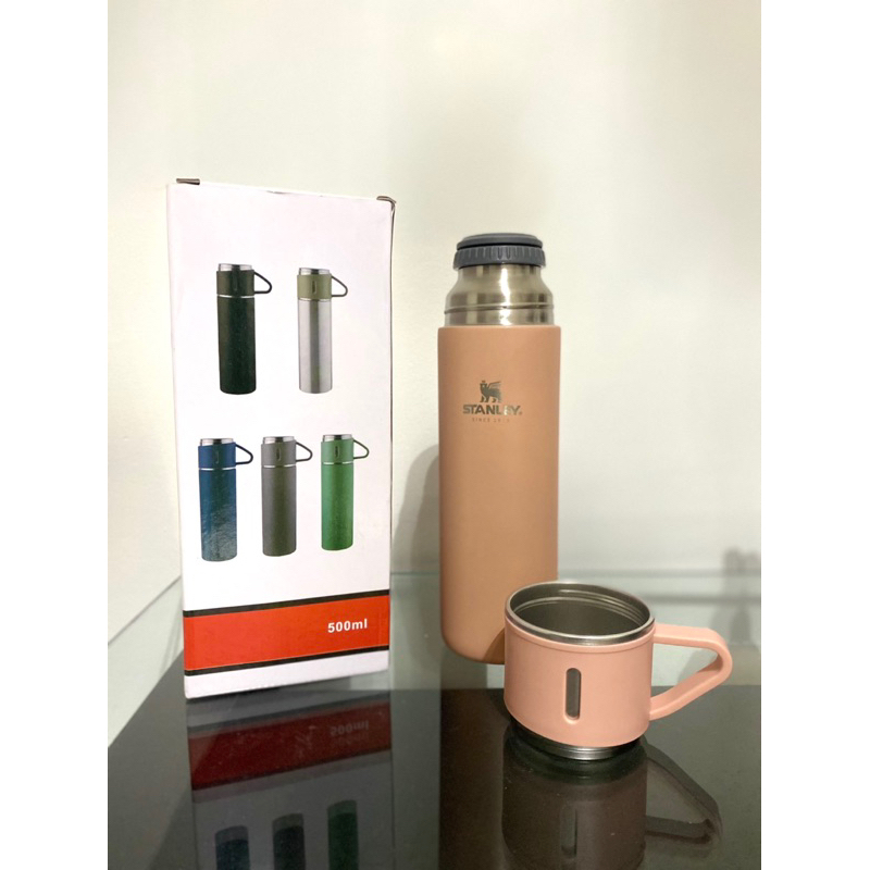 Garrafa térmica com copo térmico. | Shopee Brasil