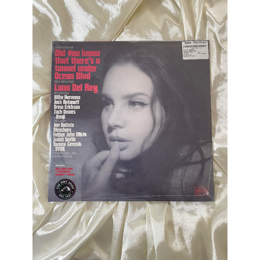Lana Del Rey - Did you know that there's a tunnel under Ocean Blvd (hmv ... Lana Del Rey - Did you know that there's a tunnel under Ocean Blvd (hmv ...
