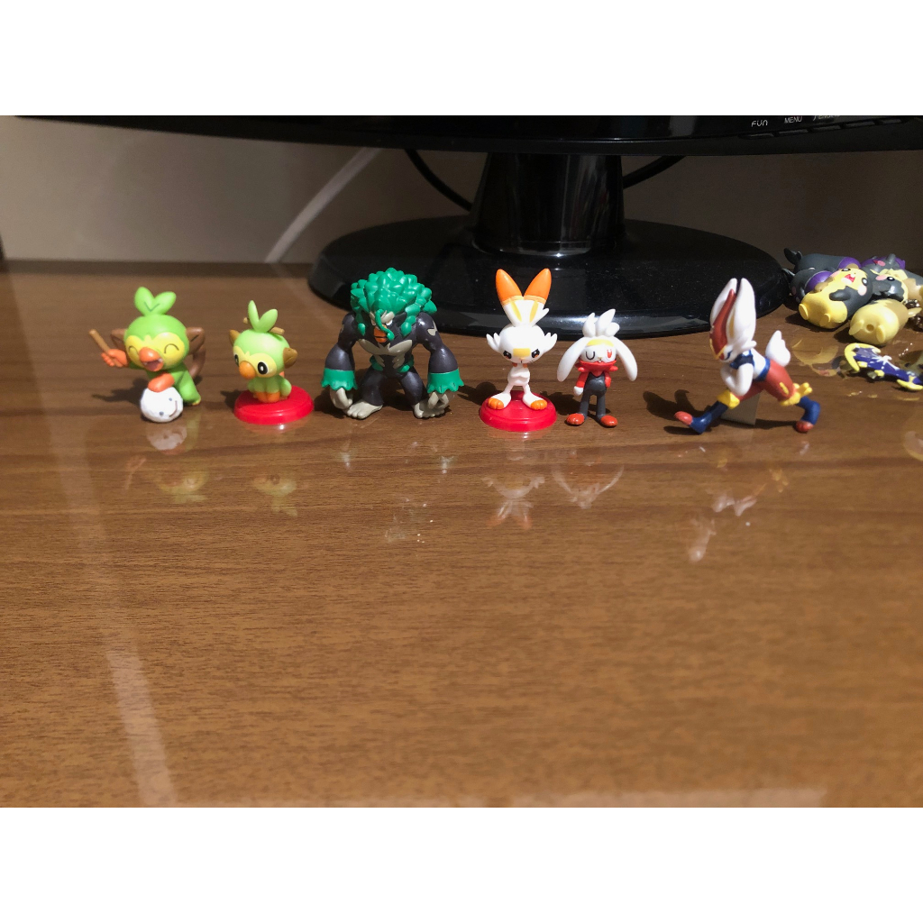 Boneco Pokemon Grookey, Rillaboom, Scorbunny, Raboot e Cinderace Galar ...