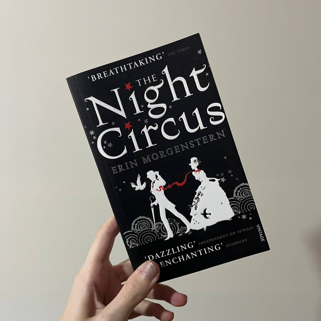 Night Circus (edição paperback) Erin Morgenstern | Shopee Brasil