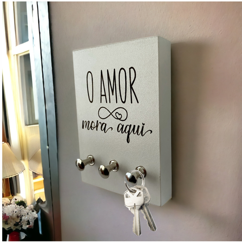 Porta Chaves De Parede Pequeno Em MDF Multiuso - O amor mora aqui ...