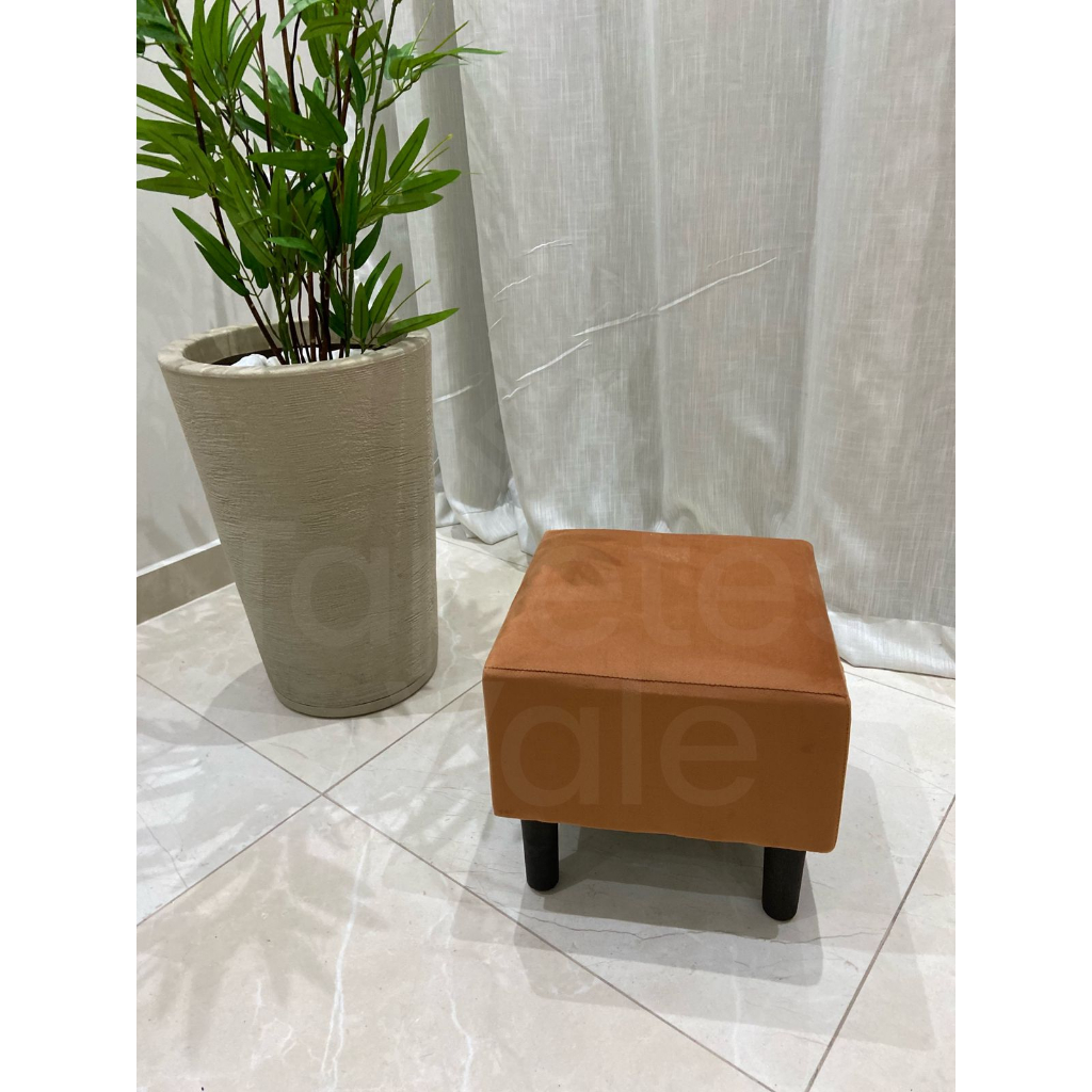 Puff Quadrado Simples: Conforto e Estilo com Pés Rosqueáveis | Shopee ...