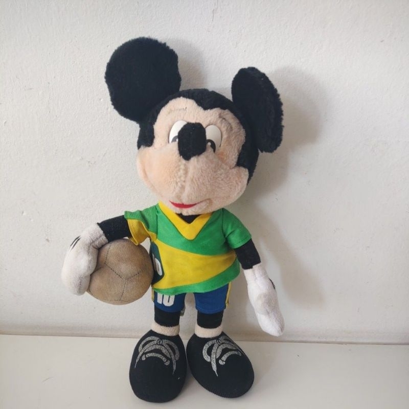 Boneco Mickey Jogador De Futebol Com Uniforme ( 33 Cm ) | Shopee Brasil