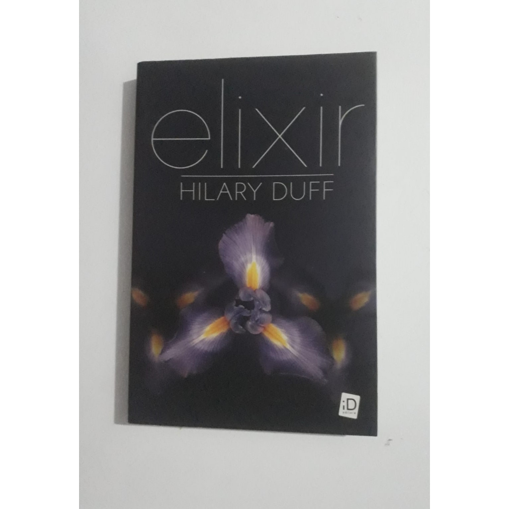 Livro Exilir - Hilary Duff | Shopee Brasil