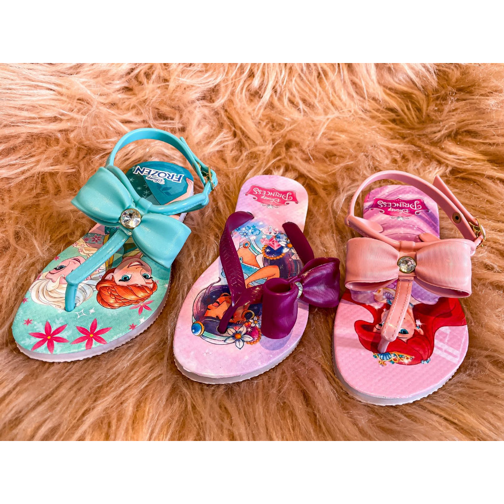 Kit 3 pares chinelo infantil sandália menina Frozen Jasmine Ariel ...