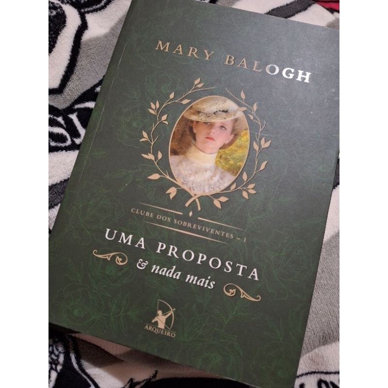 Uma proposta e nada mais - Mary Balogh (livro usado) | Shopee Brasil