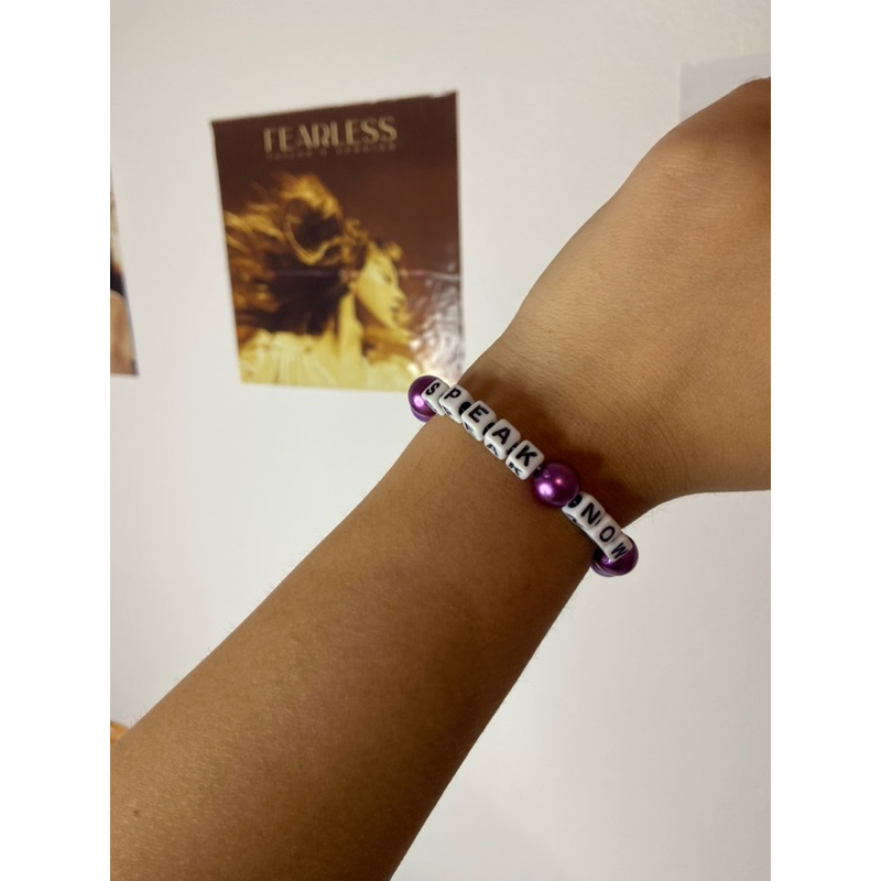 Pulseira Speak Now - Taylor Swift | Shopee Brasil