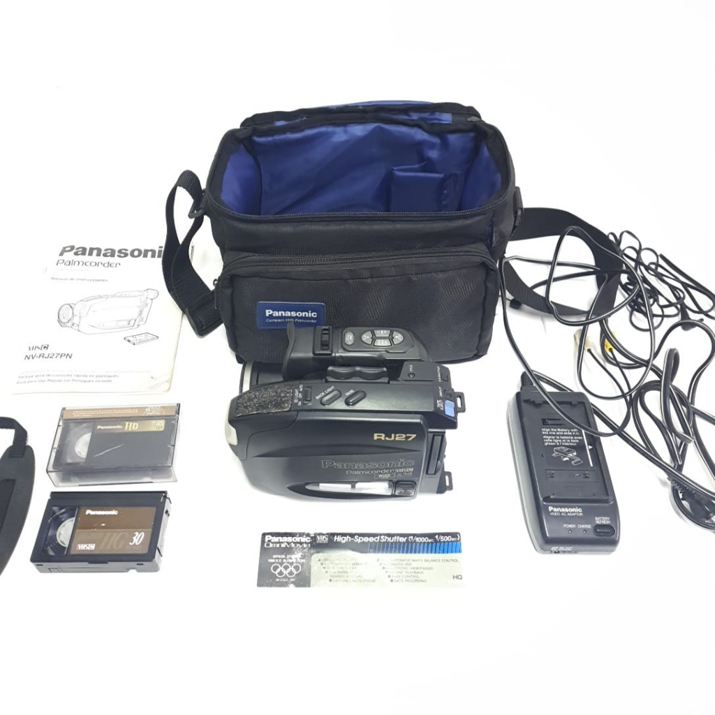 Camera Filmadora Panasonic "Palmcorder VHS-C Wide Lens - X 14 POwer ...