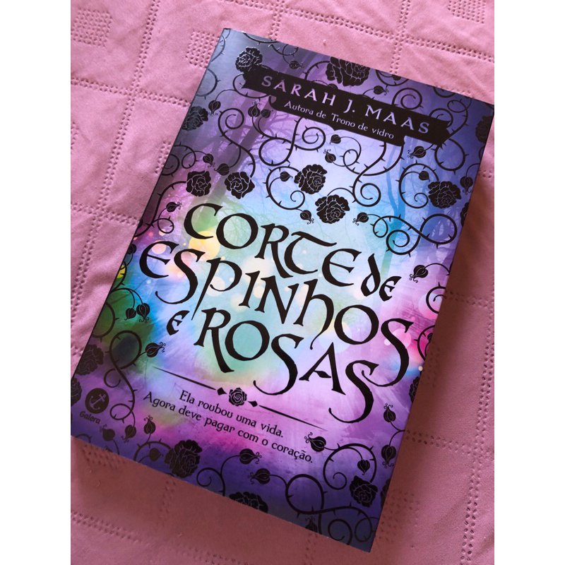 Corte de espinhos e rosas - Sarah J Maas | Shopee Brasil