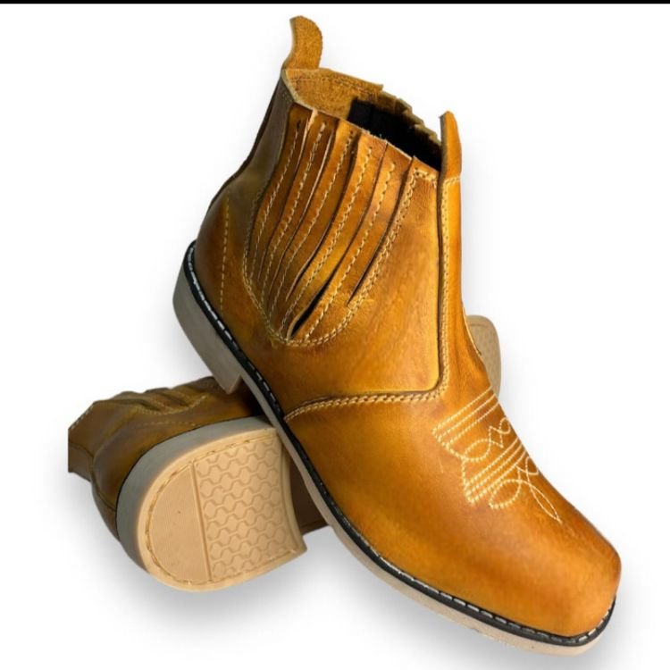 BOTA- BOTINA > RUSTICA ROÇA , SOLADO LATEX. | Shopee Brasil