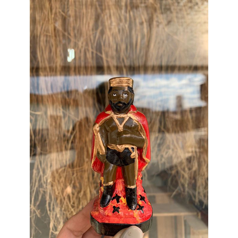 Imagem Exu Rei 10 cm em gesso/umbanda. | Shopee Brasil
