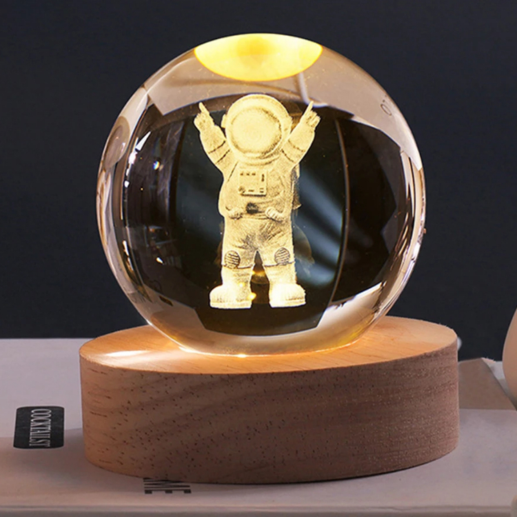 Mini Luminária Led Globo De Vidro Planetário 3d Com Cabo USB Com Base de Madeira | Shopee Brasil