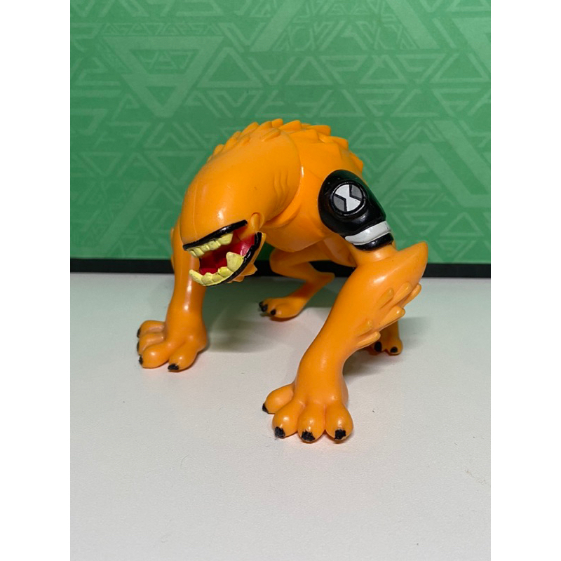 boneco ben 10 besta | Shopee Brasil