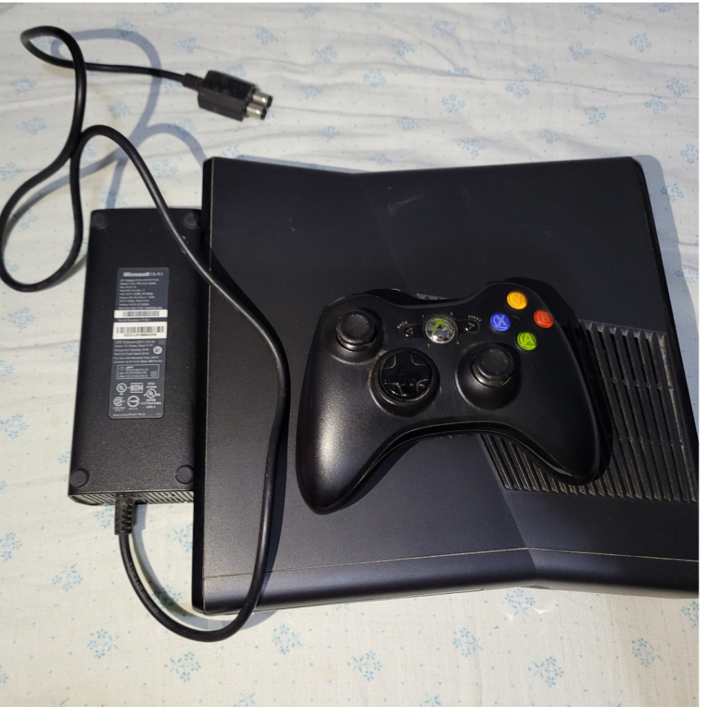 Console Xbox 360 Slim 4GB | Shopee Brasil