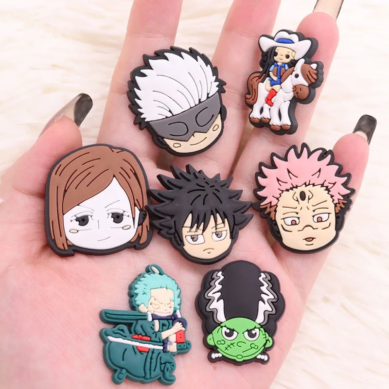 jibbitz para Crocs anime | Shopee Brasil