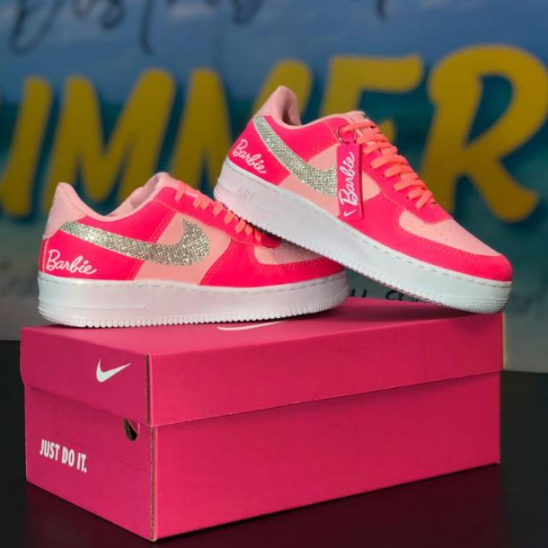 EDIÇÃO ESPECIAL A BARBIE EM VOCE TENIS CASUAL BARBIE | Shopee Brasil